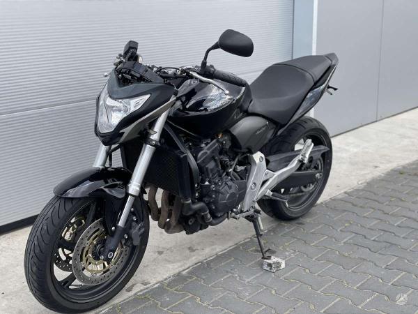 Honda Hornet 2012 in Vilkaviskis, with an engine capacity of 0.60 L and mileage of 25 thousand km for 1800 €, photo 1 on AUTOMOTO.COM.LV