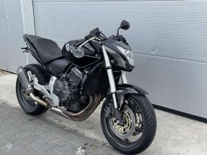 Honda Hornet 2012 Vilkaviškis, ar dzinēja tilpumu 0.60 L un nobraukumu 25 tūkst. km par 1800 €, foto 4 vietnē AUTOMOTO.COM.LV