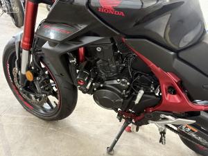 Honda Hornet 2025 Kelmė, ar dzinēja tilpumu 0.75 L un nobraukumu 5 tūkst. km par 1930 €, foto 17 vietnē AUTOMOTO.COM.LV