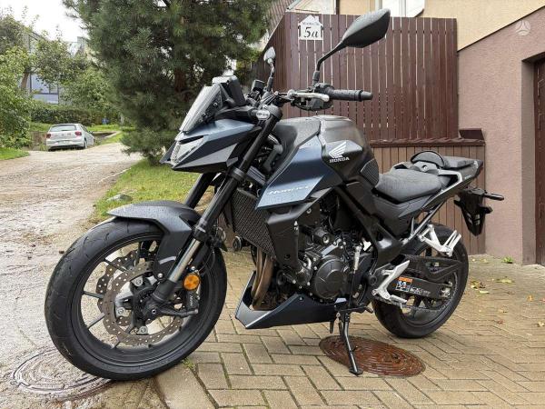 Honda Hornet 2026 in Vilnius, with an engine capacity of 0.75 L and mileage of 1 thousand km for 7200 €, photo 7 on AUTOMOTO.COM.LV