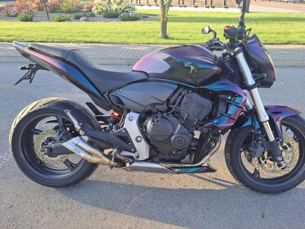 Violets Honda Hornet 2011 Panevēža, ar dzinēja tilpumu 0.60 L un nobraukumu 50 tūkst. km par 3350 €, foto 7 vietnē AUTOMOTO.COM.LV