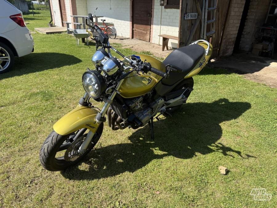 Dzeltens Honda Hornet 2003 Mažeikiai, ar dzinēja tilpumu 0.60 L un nobraukumu 41 tūkst. km par 1300 €, foto 5 vietnē AUTOMOTO.COM.LV