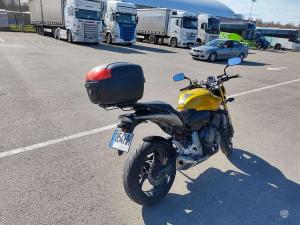 Dzeltens Honda Hornet 2007 Šauļi, ar dzinēja tilpumu 0.60 L un nobraukumu 79 tūkst. km par 2700 €, foto 4 vietnē AUTOMOTO.COM.LV
