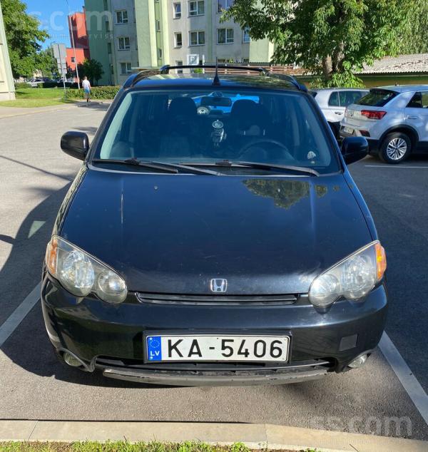 Melns Honda HR-V 2001 Valmiera, ar dzinēja tilpumu 1.60 L un nobraukumu 241 tūkst. km par 1700 €, foto 1 vietnē AUTOMOTO.COM.LV