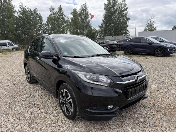 Melns Honda HR-V 2017 Viļņa, ar dzinēja tilpumu 1.60 L un nobraukumu 118 tūkst. km par 11450 €, foto 3 vietnē AUTOMOTO.COM.LV