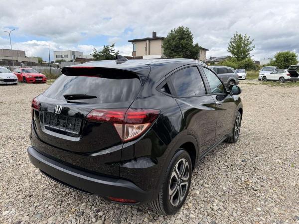 Melns Honda HR-V 2017 Viļņa, ar dzinēja tilpumu 1.60 L un nobraukumu 118 tūkst. km par 11450 €, foto 4 vietnē AUTOMOTO.COM.LV