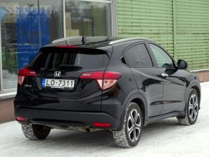 Melns Honda HR-V 2018 Rīga, ar dzinēja tilpumu 1.50 L un nobraukumu 159 tūkst. km par 14500 €, foto 2 vietnē AUTOMOTO.COM.LV
