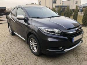 Black Honda HR-V 2018 in Kaunas, with an engine capacity of 1.50 L and mileage of 75 thousand km for 16600 €, photo 3 on AUTOMOTO.COM.LV