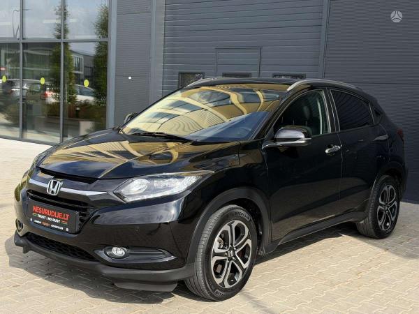 Honda HR-V 2018 Viļņa vietnē Melns Honda HR-V 2018 Viļņa, ar dzinēja tilpumu 1.50 L un nobraukumu 147 tūkst. km par 13999 €, foto 3 vietnē AUTOMOTO.COM.LV