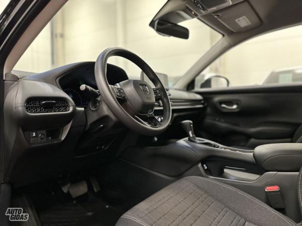 Melns Honda HR-V 2023 Viļņa, ar dzinēja tilpumu 2.00 L un nobraukumu 0 tūkst. km par 21990 €, foto 11 vietnē AUTOMOTO.COM.LV