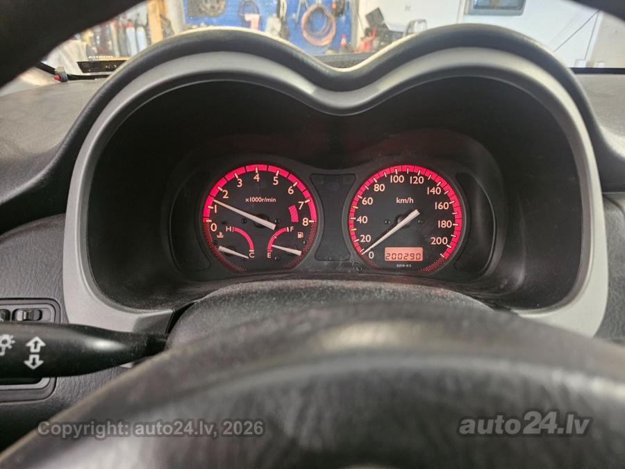 Черный Хонда ХРВ 2002 в Таллин, объемом двигателя 1.60 л и пробегом 200 тыс. км за 2399 €, фото 16 на AUTOMOTO.COM.LV