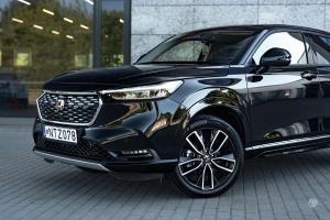Black Honda HR-V 2025 in Klaipeda, with an engine capacity of 1.45 L and mileage of 2 thousand km for 27500 €, photo 5 on AUTOMOTO.COM.LV