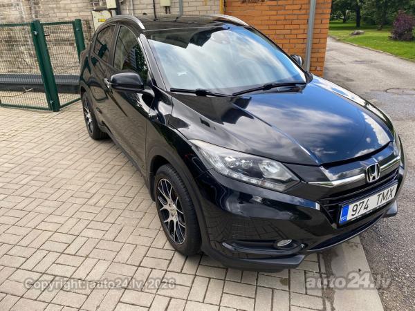 Black Honda HR-V 2017 in Tartu, with an engine capacity of 1.50 L and mileage of 115 thousand km for 14000 €, photo 1 on AUTOMOTO.COM.LV