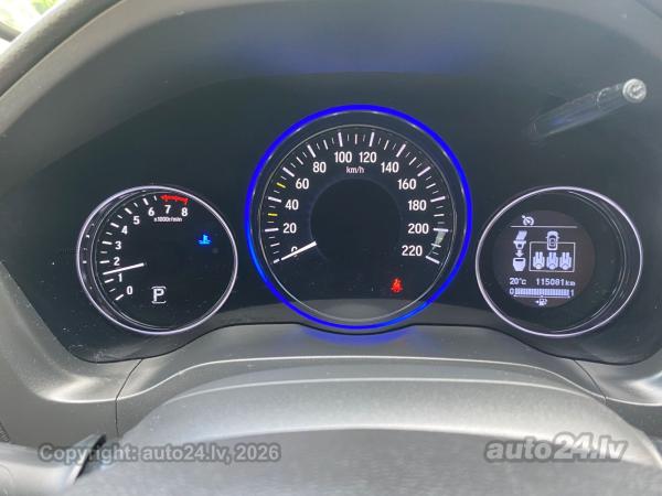 Black Honda HR-V 2017 in Tartu, with an engine capacity of 1.50 L and mileage of 115 thousand km for 14000 €, photo 9 on AUTOMOTO.COM.LV
