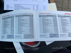 Black Honda HR-V 2017 in Tartu, with an engine capacity of 1.50 L and mileage of 115 thousand km for 14000 €, photo 18 on AUTOMOTO.COM.LV