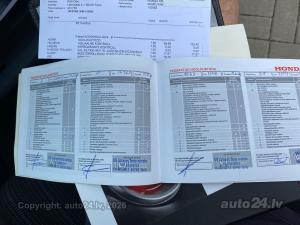 Black Honda HR-V 2017 in Tartu, with an engine capacity of 1.50 L and mileage of 115 thousand km for 14000 €, photo 21 on AUTOMOTO.COM.LV