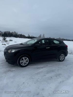 Melns Honda HR-V 2018 Tallina, ar dzinēja tilpumu 1.50 L un nobraukumu 125 tūkst. km par 13300 €, foto 10 vietnē AUTOMOTO.COM.LV