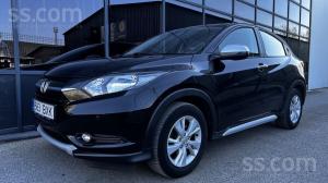 Black Honda HR-V 2018 in Tallinn, with an engine capacity of 1.50 L and mileage of 114 thousand km for 13200 €, photo  on AUTOMOTO.COM.LV