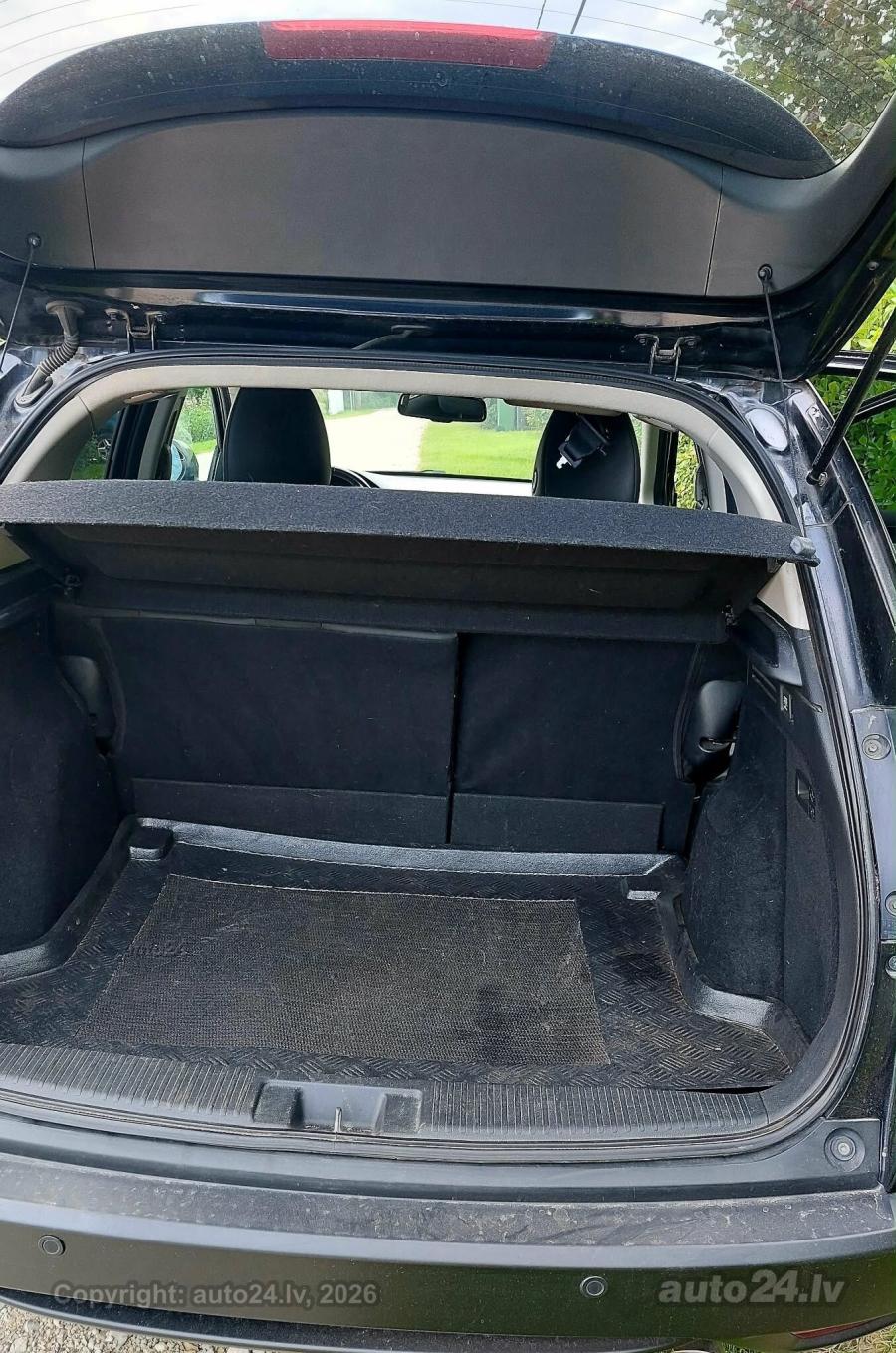 Black Honda HR-V 2018 in Paide, with an engine capacity of 1.50 L and mileage of 125 thousand km for 14999 €, photo 20 on AUTOMOTO.COM.LV
