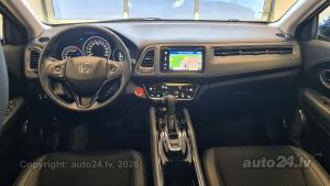 Black Honda HR-V 2019 in Tallinn, with an engine capacity of 1.50 L and mileage of 56 thousand km for 18900 €, photo 10 on AUTOMOTO.COM.LV