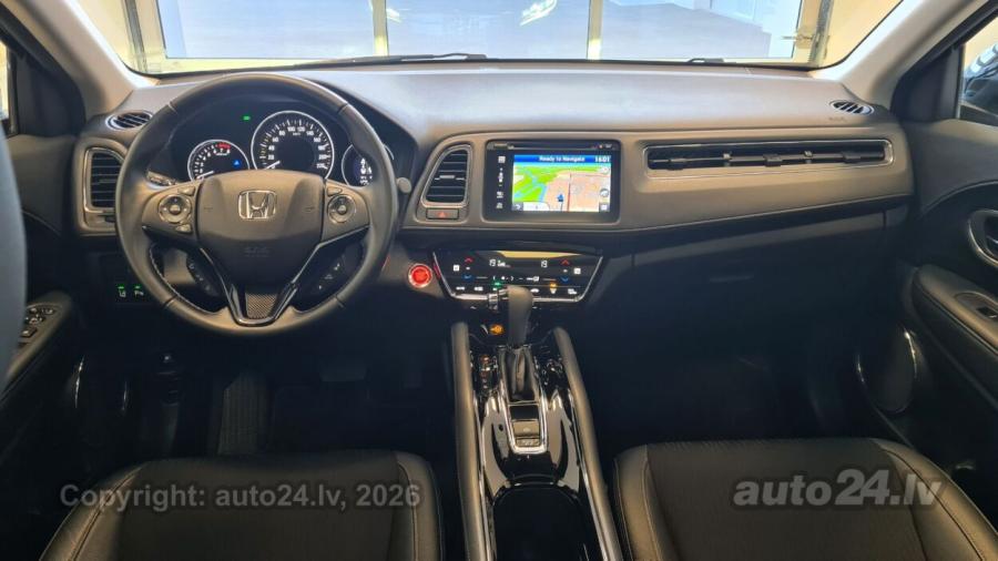 Black Honda HR-V 2019 in Tallinn, with an engine capacity of 1.50 L and mileage of 56 thousand km for 18900 €, photo 10 on AUTOMOTO.COM.LV