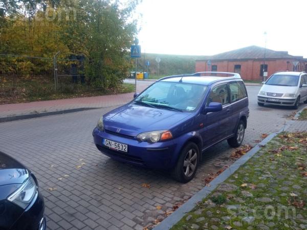 Zils Honda HR-V 1998 Daugavpils, ar dzinēja tilpumu 1.60 L un nobraukumu 198 tūkst. km par 900 €, foto 3 vietnē AUTOMOTO.COM.LV