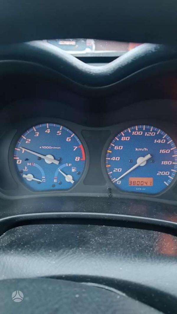 Zils Honda HR-V 2001 Druskininkai, ar dzinēja tilpumu 1.59 L un nobraukumu 380 tūkst. km par 1350 €, foto 1 vietnē AUTOMOTO.COM.LV