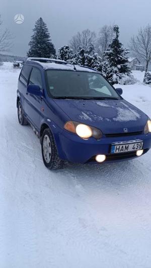 Zils Honda HR-V 2001 Druskininkai, ar dzinēja tilpumu 1.59 L un nobraukumu 380 tūkst. km par 1350 €, foto 4 vietnē AUTOMOTO.COM.LV