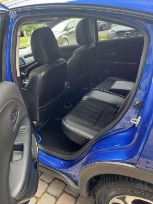 Blue Honda HR-V 2016 in Klaipeda, with an engine capacity of 1.50 L and mileage of 203 thousand km for 9500 €, photo 12 on AUTOMOTO.COM.LV
