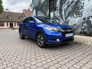 Blue Honda HR-V 2016 in Klaipeda, with an engine capacity of 1.50 L and mileage of 203 thousand km for 9500 €, photo 17 on AUTOMOTO.COM.LV