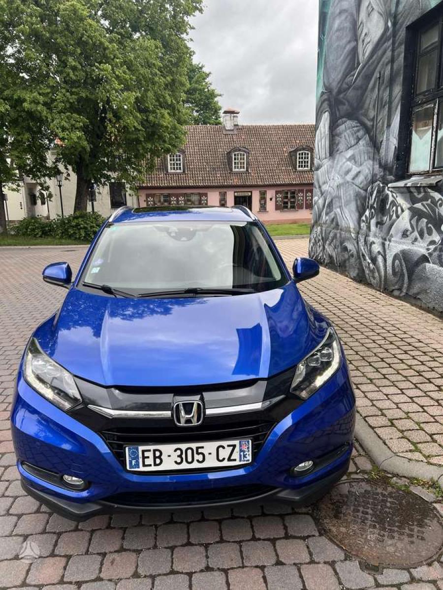 Blue Honda HR-V 2016 in Klaipeda, with an engine capacity of 1.50 L and mileage of 203 thousand km for 9500 €, photo 22 on AUTOMOTO.COM.LV
