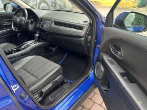 Blue Honda HR-V 2016 in Klaipeda, with an engine capacity of 1.50 L and mileage of 203 thousand km for 9500 €, photo 30 on AUTOMOTO.COM.LV