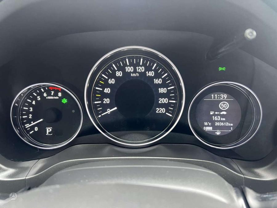 Blue Honda HR-V 2016 in Klaipeda, with an engine capacity of 1.50 L and mileage of 203 thousand km for 9500 €, photo 34 on AUTOMOTO.COM.LV