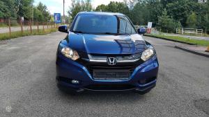 Blue Honda HR-V 2017 in Utena, with an engine capacity of 1.60 L and mileage of 253 thousand km for 9500 €, photo 3 on AUTOMOTO.COM.LV