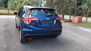 Blue Honda HR-V 2017 in Utena, with an engine capacity of 1.60 L and mileage of 253 thousand km for 9500 €, photo 5 on AUTOMOTO.COM.LV