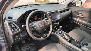 Blue Honda HR-V 2017 in Utena, with an engine capacity of 1.60 L and mileage of 253 thousand km for 9500 €, photo 12 on AUTOMOTO.COM.LV