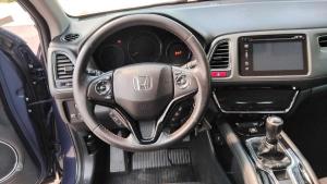 Blue Honda HR-V 2017 in Utena, with an engine capacity of 1.60 L and mileage of 253 thousand km for 9500 €, photo 14 on AUTOMOTO.COM.LV