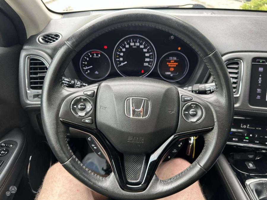 Zils Honda HR-V 2017 Viļņa, ar dzinēja tilpumu 1.60 L un nobraukumu 191 tūkst. km par 11500 €, foto 30 vietnē AUTOMOTO.COM.LV