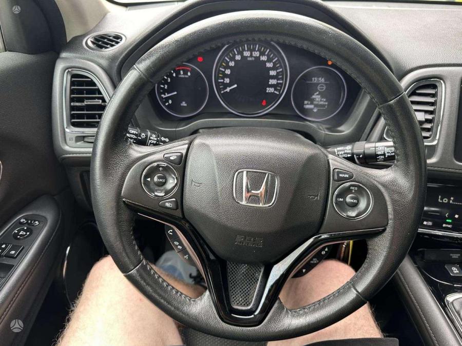 Zils Honda HR-V 2017 Viļņa, ar dzinēja tilpumu 1.60 L un nobraukumu 191 tūkst. km par 8950 €, foto 31 vietnē AUTOMOTO.COM.LV