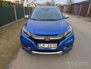 Zils Honda HR-V 2018 Rīga, ar dzinēja tilpumu 1.50 L un nobraukumu 179 tūkst. km par 12500 €, foto 3 vietnē AUTOMOTO.COM.LV