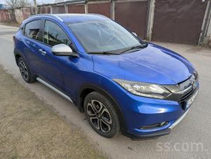 Zils Honda HR-V 2018 Rīga, ar dzinēja tilpumu 1.50 L un nobraukumu 179 tūkst. km par 12500 €, foto 4 vietnē AUTOMOTO.COM.LV