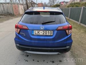 Zils Honda HR-V 2018 Rīga, ar dzinēja tilpumu 1.50 L un nobraukumu 179 tūkst. km par 12500 €, foto 7 vietnē AUTOMOTO.COM.LV