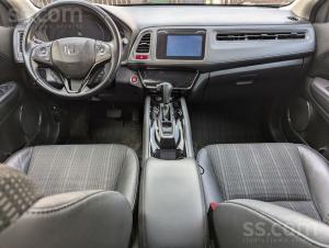 Zils Honda HR-V 2018 Rīga, ar dzinēja tilpumu 1.50 L un nobraukumu 179 tūkst. km par 12500 €, foto 12 vietnē AUTOMOTO.COM.LV