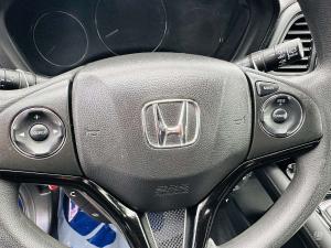 Zils Honda HR-V 2018 Alīta, ar dzinēja tilpumu 1.50 L un nobraukumu 190 tūkst. km par 11900 €, foto 11 vietnē AUTOMOTO.COM.LV