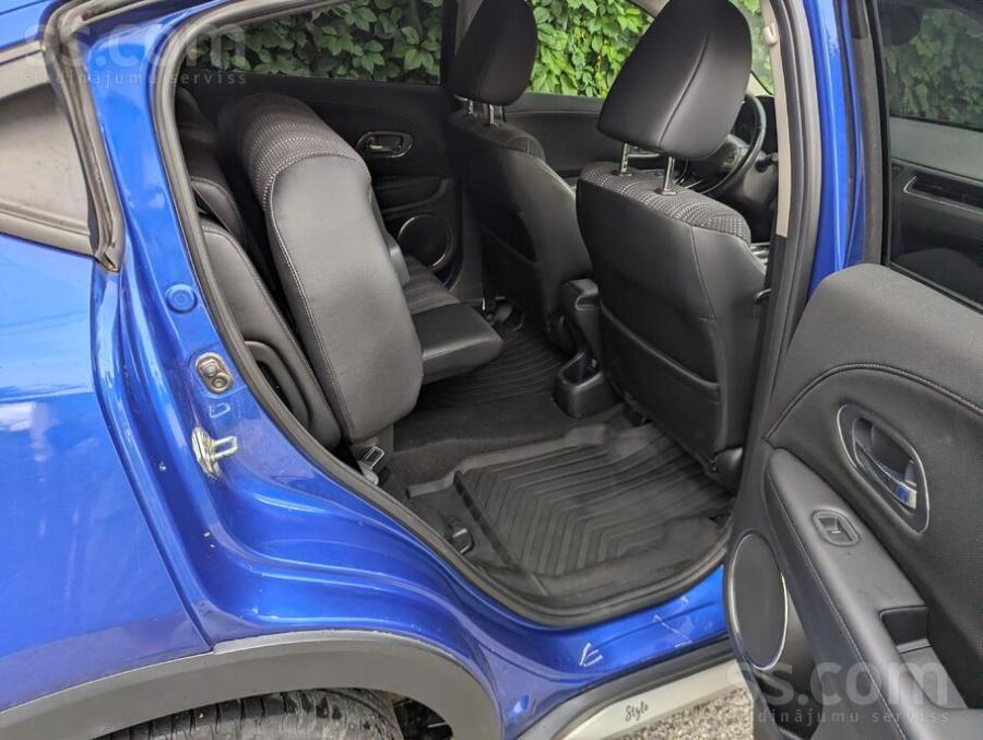 Zils Honda HR-V 2018 Rīga, ar dzinēja tilpumu 1.50 L un nobraukumu 182 tūkst. km par 12400 €, foto 11 vietnē AUTOMOTO.COM.LV