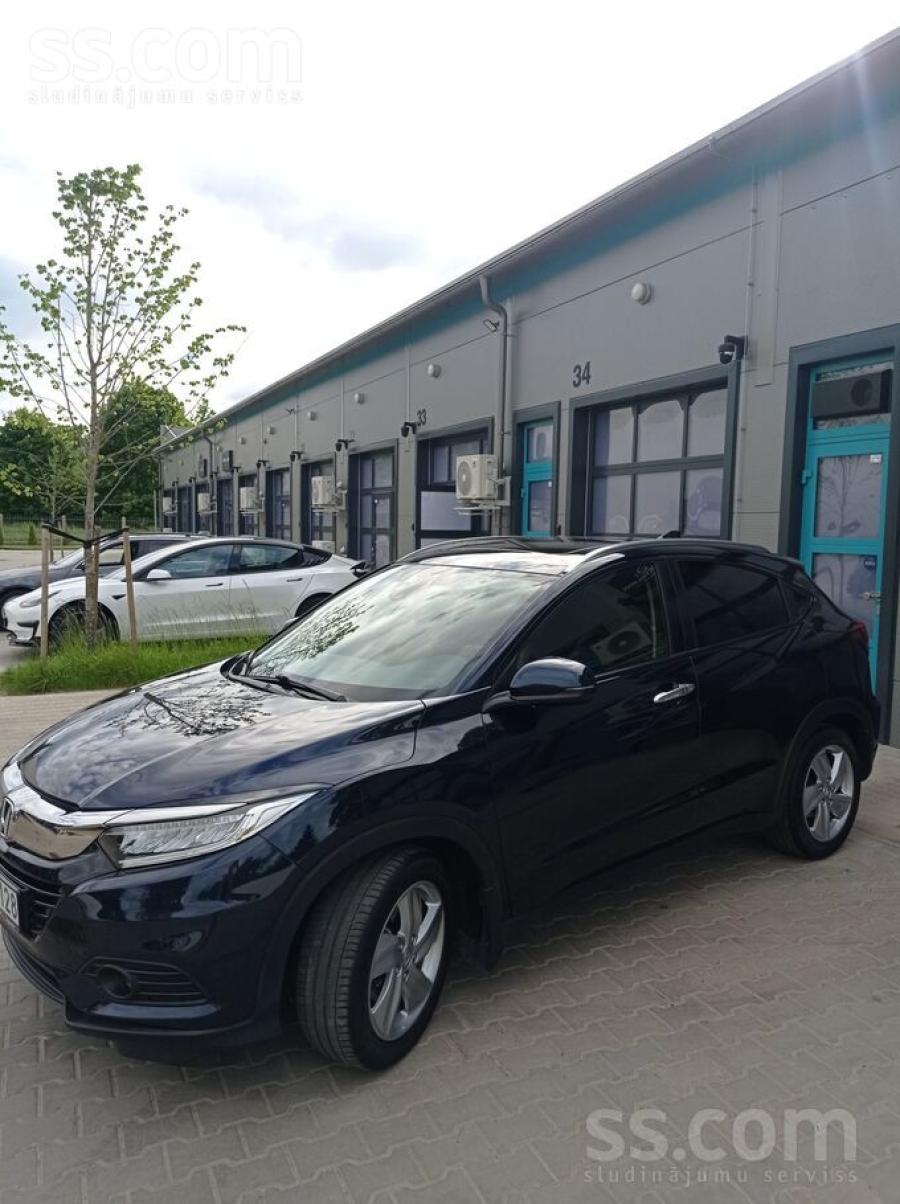 Zils Honda HR-V 2019 Rīga, ar dzinēja tilpumu 1.50 L un nobraukumu 49 tūkst. km par 16700 €, foto 4 vietnē AUTOMOTO.COM.LV