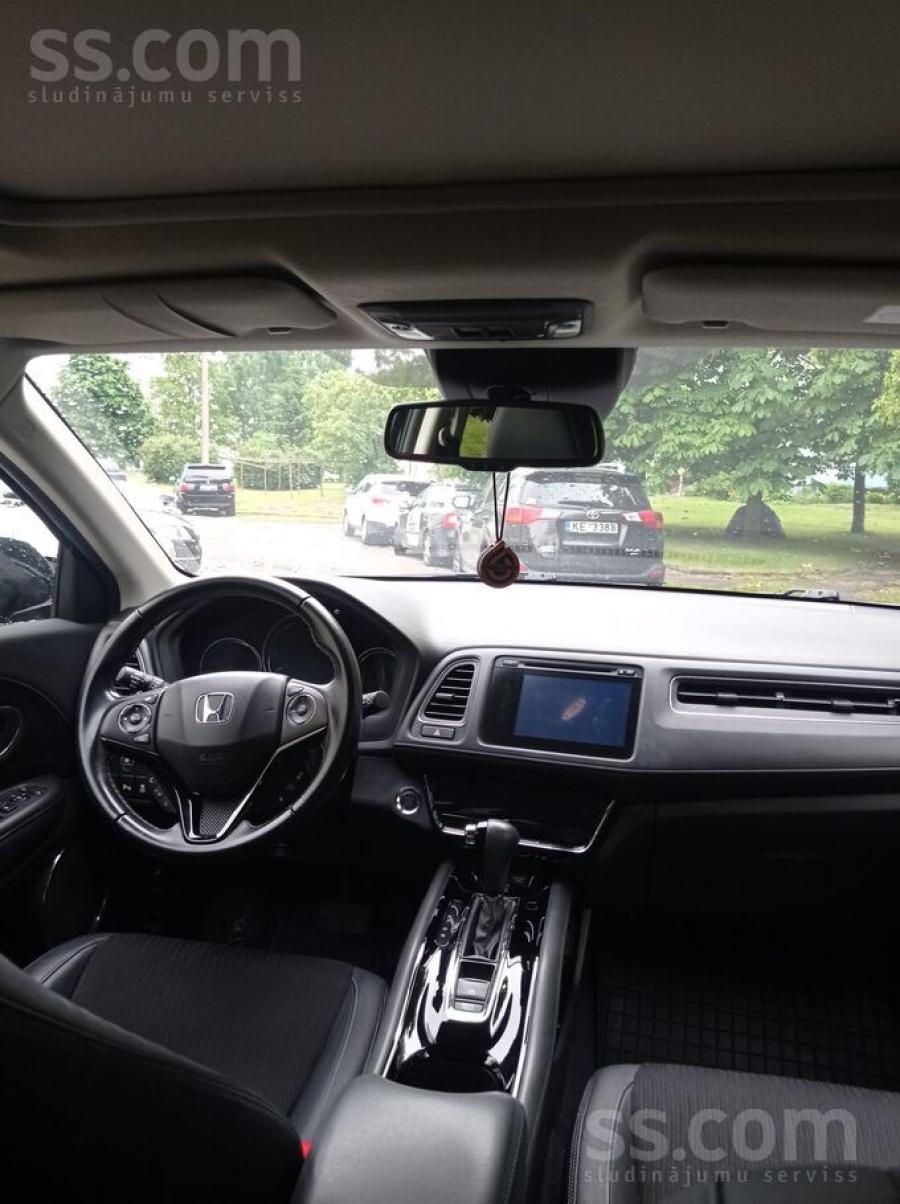 Zils Honda HR-V 2019 Rīga, ar dzinēja tilpumu 1.50 L un nobraukumu 49 tūkst. km par 16700 €, foto 8 vietnē AUTOMOTO.COM.LV