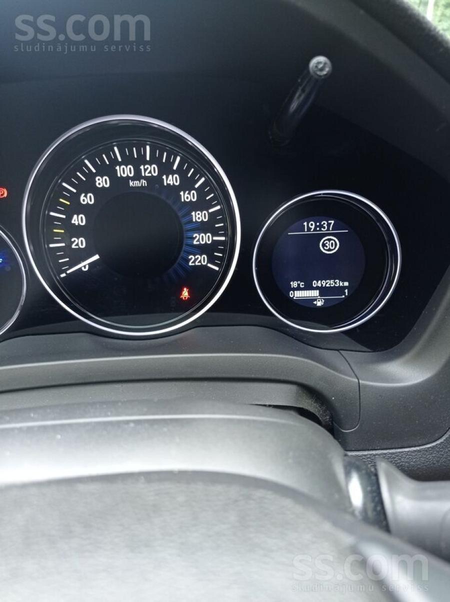 Zils Honda HR-V 2019 Rīga, ar dzinēja tilpumu 1.50 L un nobraukumu 49 tūkst. km par 16700 €, foto 10 vietnē AUTOMOTO.COM.LV