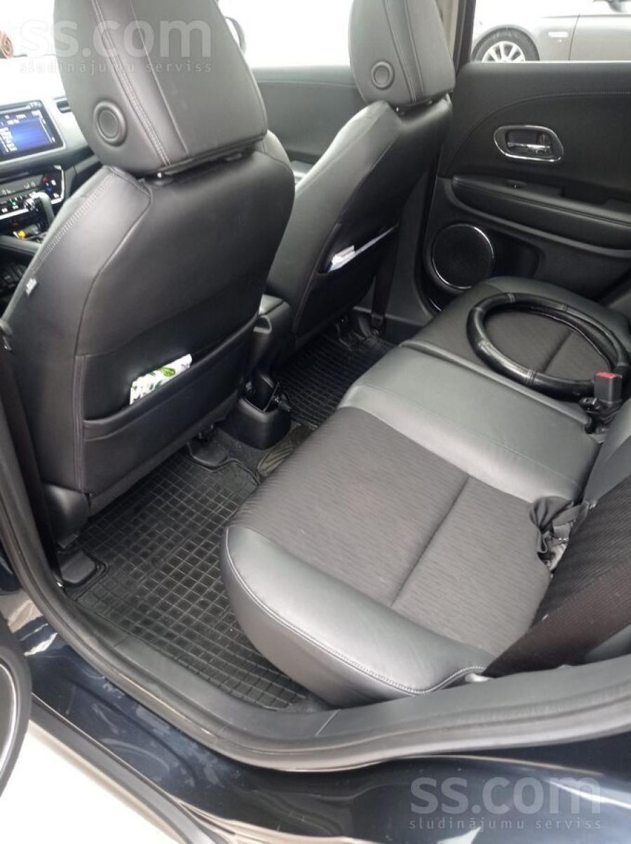 Zils Honda HR-V 2019 Rīga, ar dzinēja tilpumu 1.50 L un nobraukumu 49 tūkst. km par 16700 €, foto 14 vietnē AUTOMOTO.COM.LV