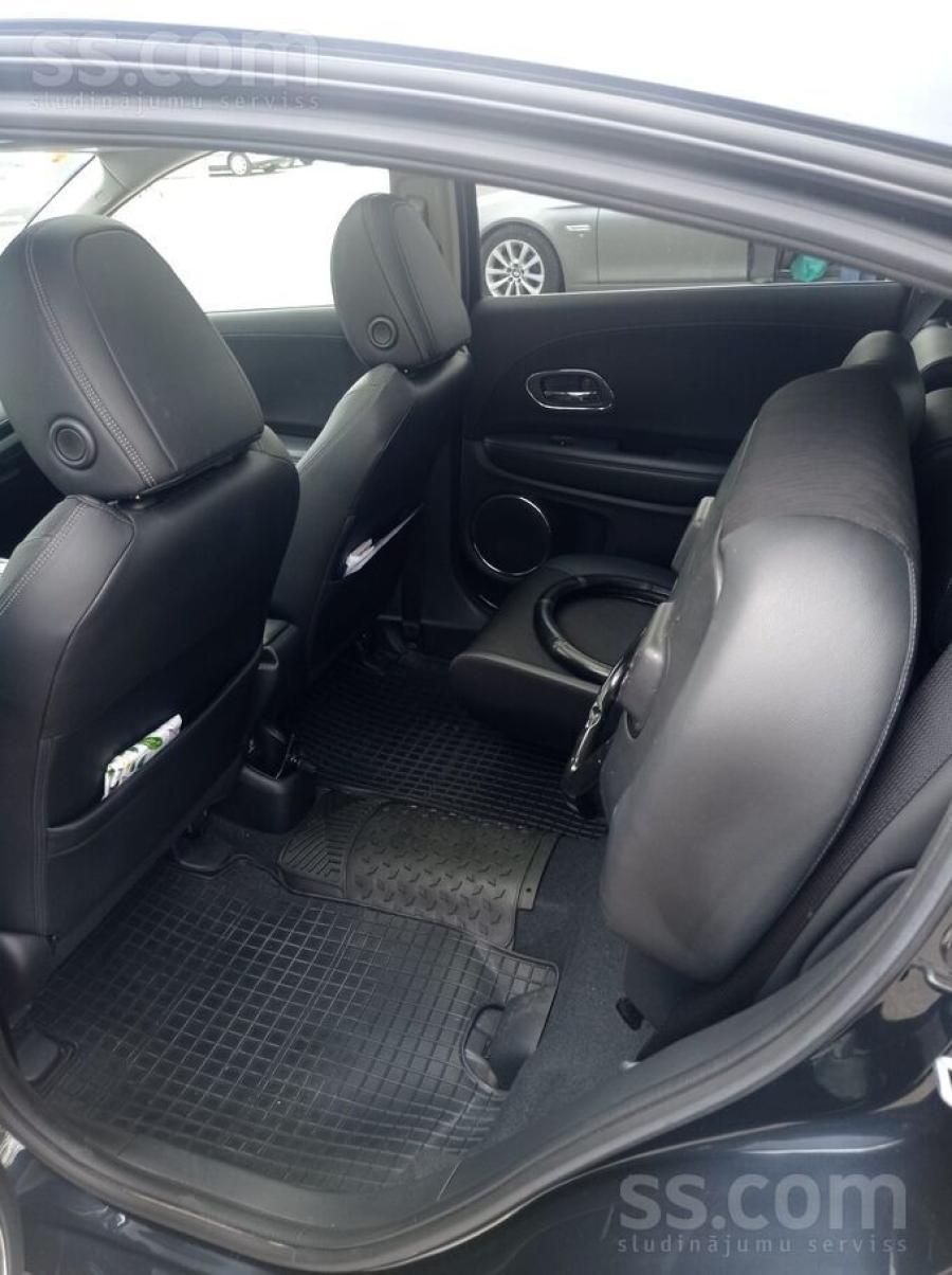 Zils Honda HR-V 2019 Rīga, ar dzinēja tilpumu 1.50 L un nobraukumu 49 tūkst. km par 16700 €, foto 15 vietnē AUTOMOTO.COM.LV